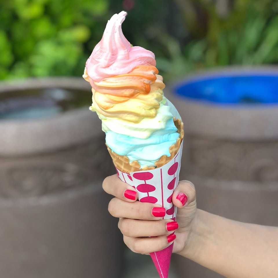 2 Pcs Ice-cream Mold Professional Egg Roll Maker Sweet Cone Molds ...