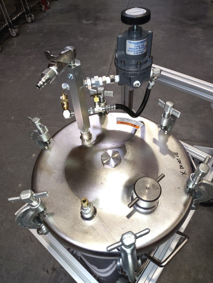 23615 Graco High Pressure Pot, Dispenser, Sprayer, etc Commercial 15 ...