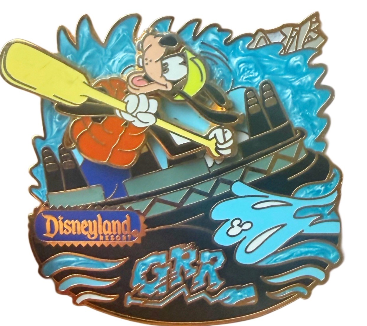 Disney DLR Goofy Celebrate the Mountains Grizzly River Run Pin LE 1000 ...