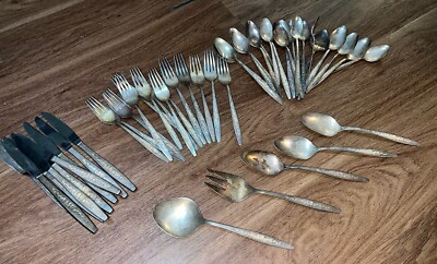 International Deep Silver vintage set Laurel Mist, Silver Plated ...