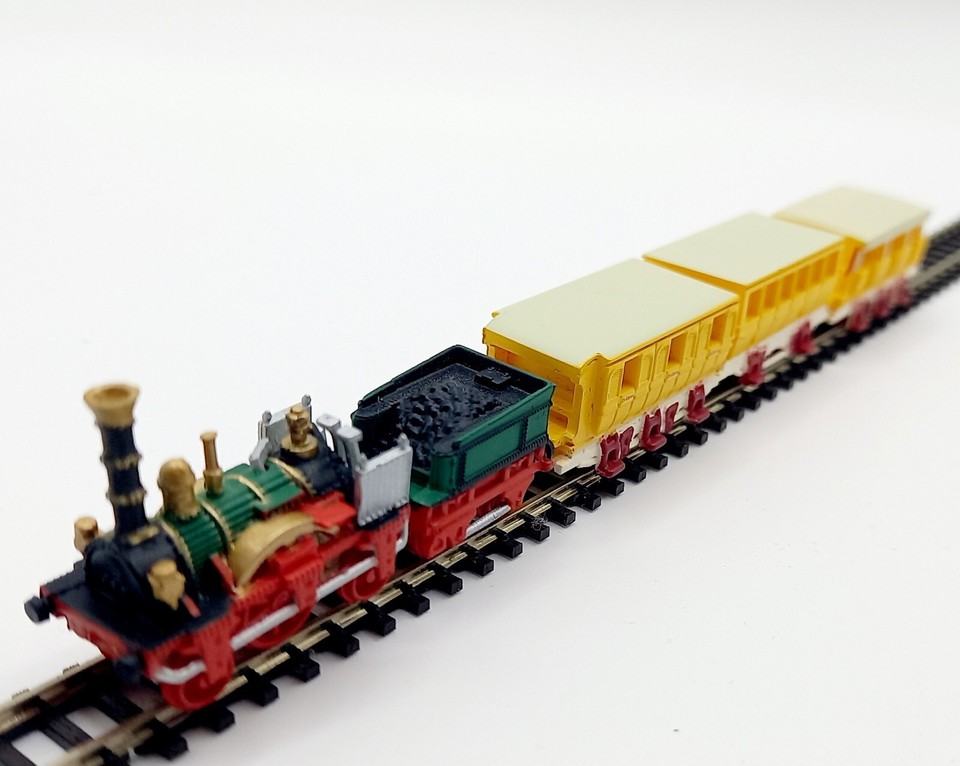 Z Gauge Scale Stephenson Adler Steam Locomotive Coaches Model Railway ...