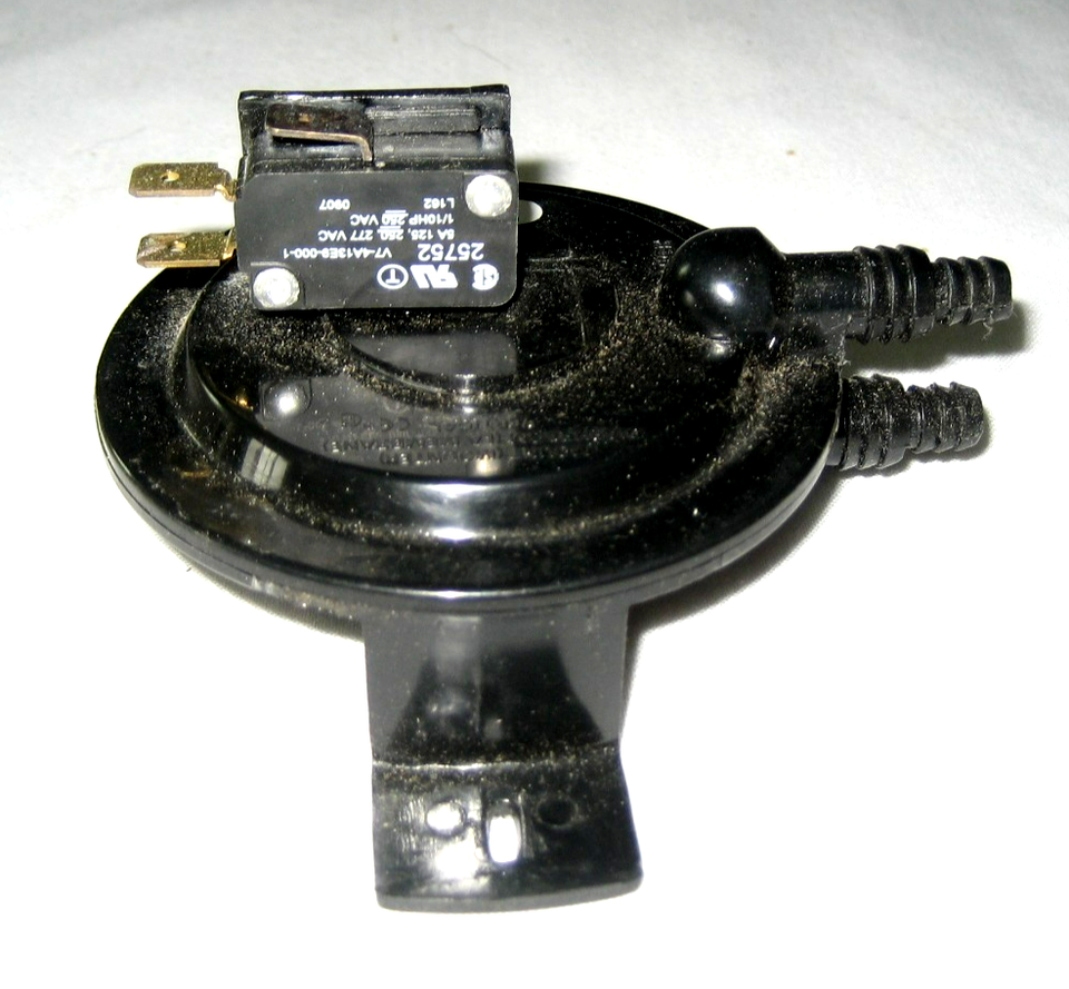 Cleveland Controls Adjustable Air Pressure Switch RSS-495-001 | eBay