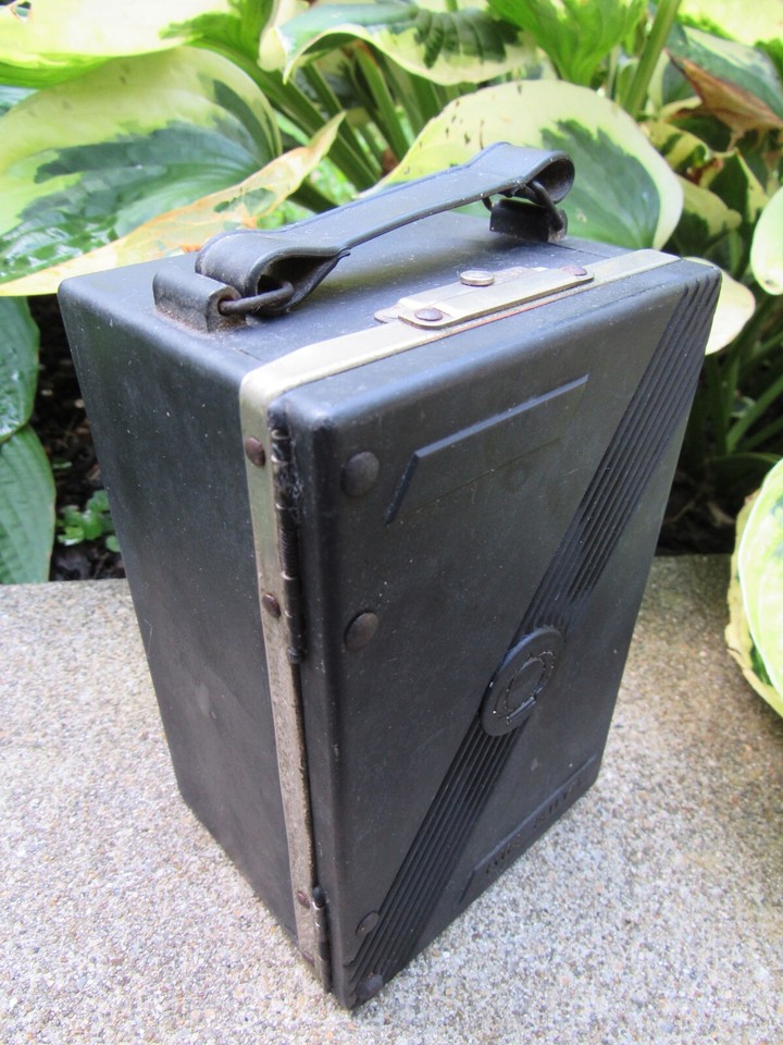 RARE tube radio vintage portable AIR KING bakelite body AM 494-1 | eBay