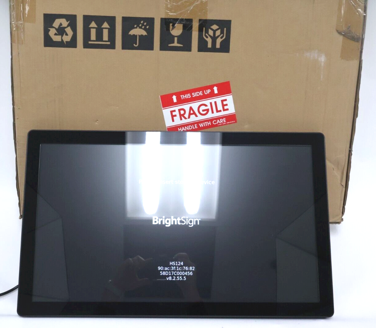 Bluefin BrightSign HS124 15.6" Full HD LCD Digital Signage Display ...