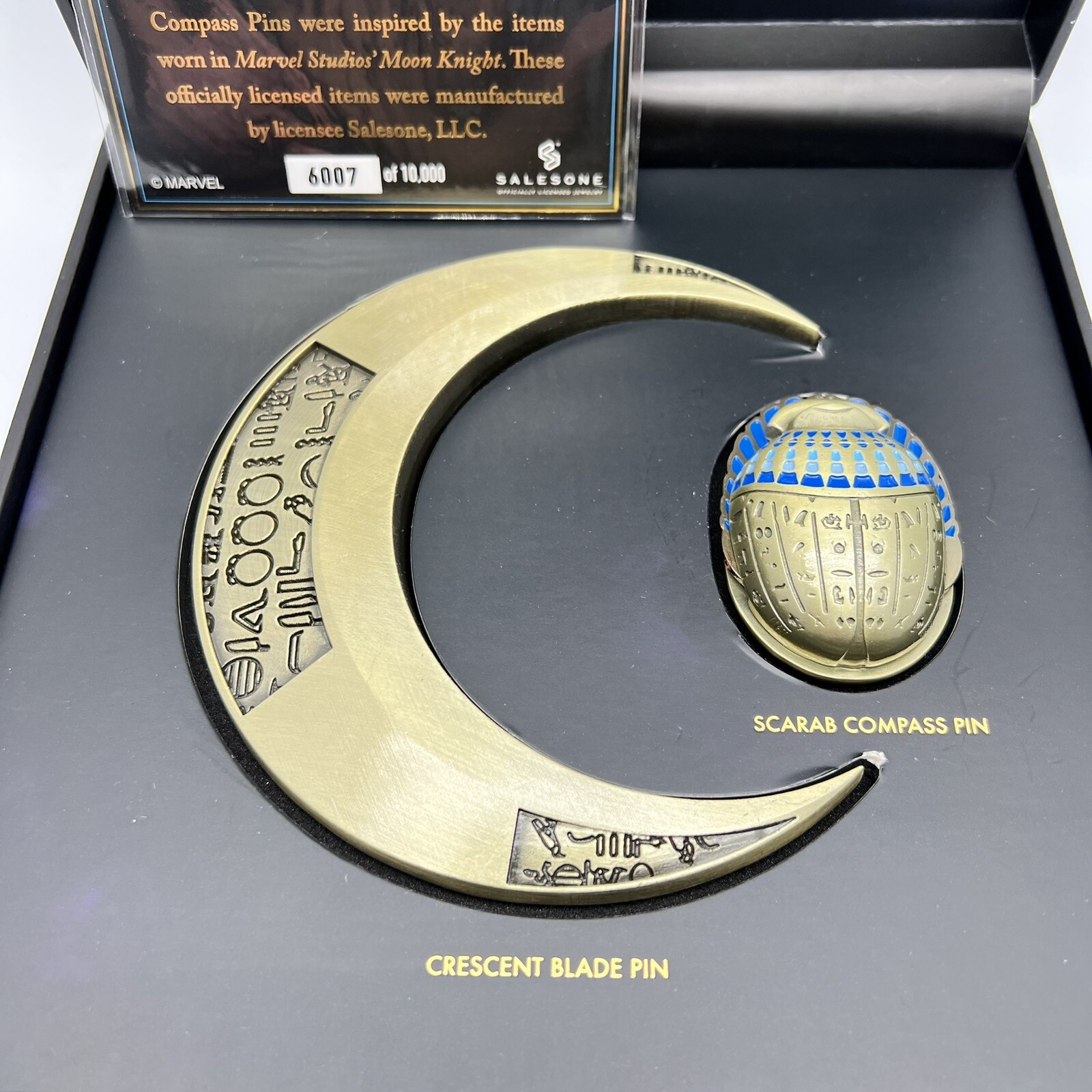 Moon Knight Crescent Blade Magnetic Replica Collectors Set Limited ...
