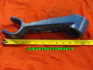 FORD TRACTOR HYDRAULIC LIFT CYLINDER RIGHT LIFT ARM 2000 4000 501 601 ...