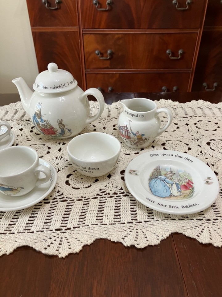 Vtg Wedgwood Beatrix Potter Peter Rabbit 10 pcs Children Tea Set , New ...