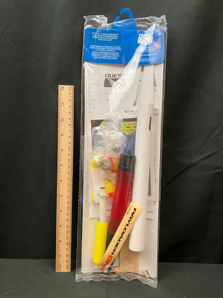 Quest Payloader One Flying Model Rocket Kit - Open - Missing Fins | eBay