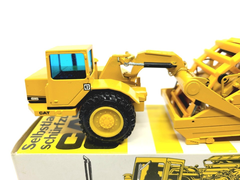 Caterpillar Cat 615 Elevating Scraper - NZG 1:50 Scale Diecast Model ...