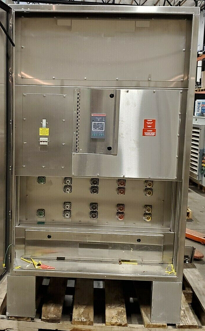 NEW Trystar 1200 A Docking Station 480 Voltage automatic transfer 4x ...