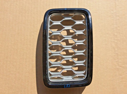 2017-2018 Jeep Grand Cherokee Grille Trim Grille 6NZ02SZ7AA 6ML06DX8AA ...