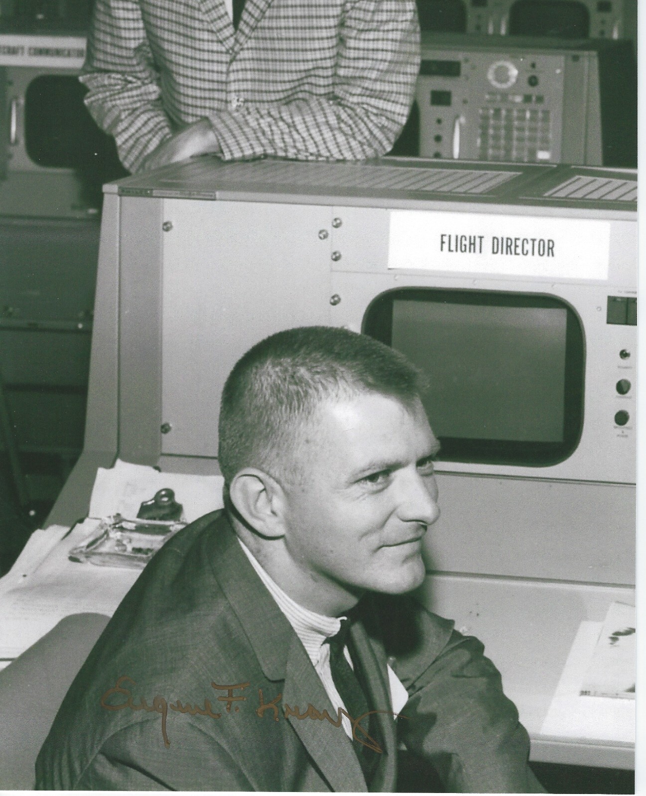 EUGENE KRANZ Engineer NASA Pilot Engineer Signed 8 x 10 Photo FREE ...