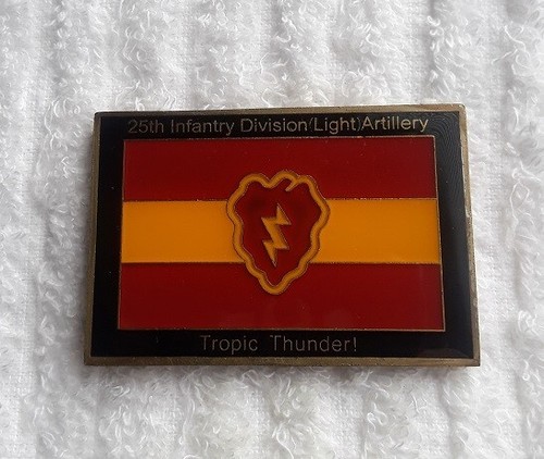 AUTHENTIC 25th INFANTRY DIVISION 25ID LIGHT ARTILLERY HAWAII RARE ...