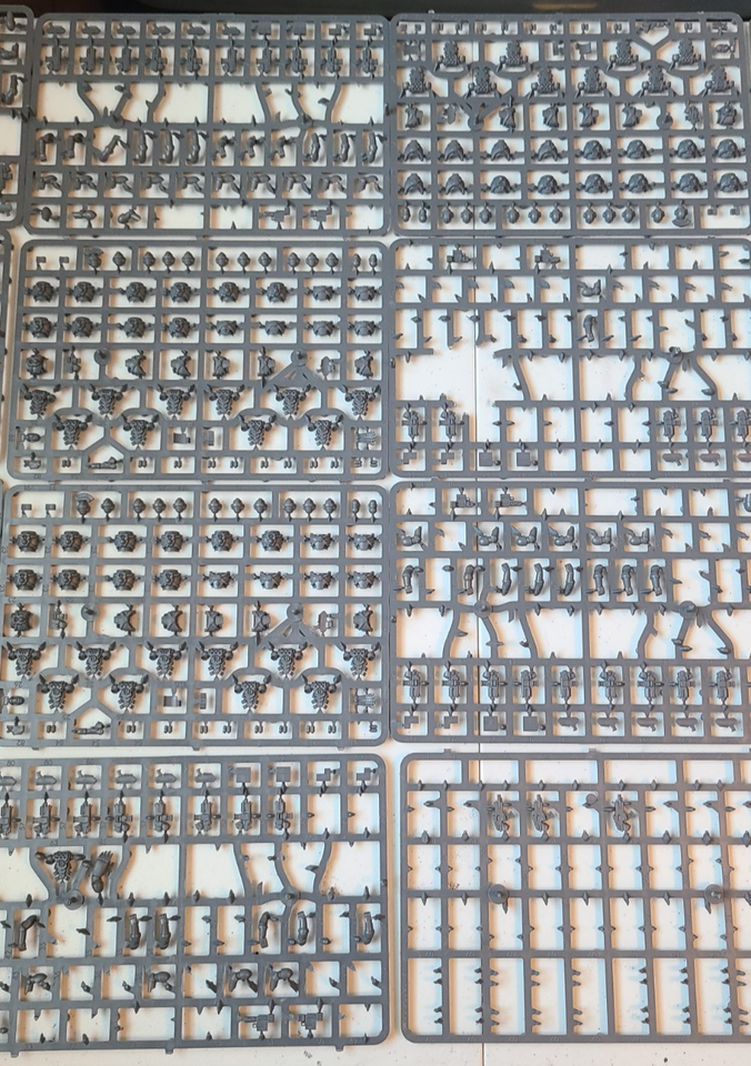 Warhammer 30k 40k Horus Heresy Mk Iv space Marine Sprues, Large lot ~20 ...