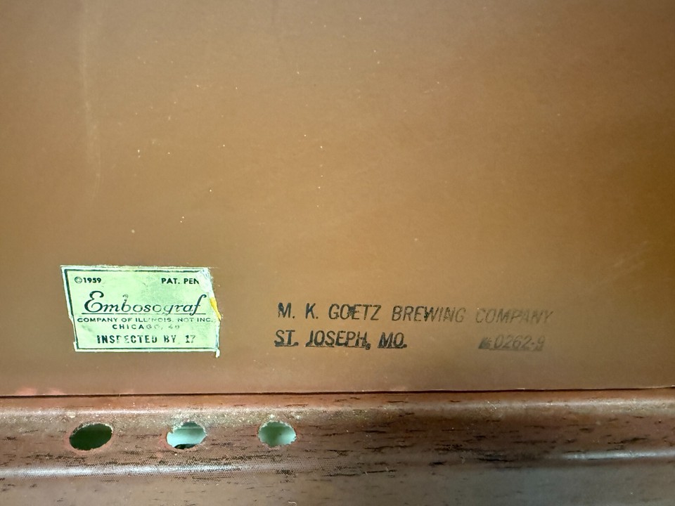 VINTAGE 1959 RARE GOETZ COUNTRY CLUB PILSENER BEER PISTOL GUN LIGHTED ...