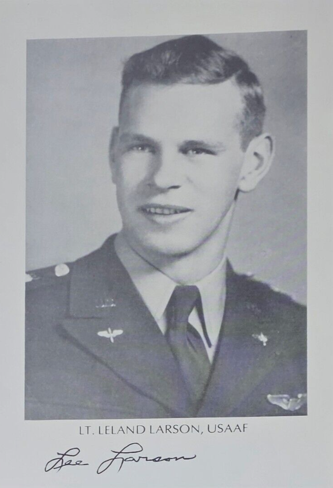 Leland "Lee" Larson signed 8x10 Bio photo WWII F-6 MUSTANG ACE 6V | eBay