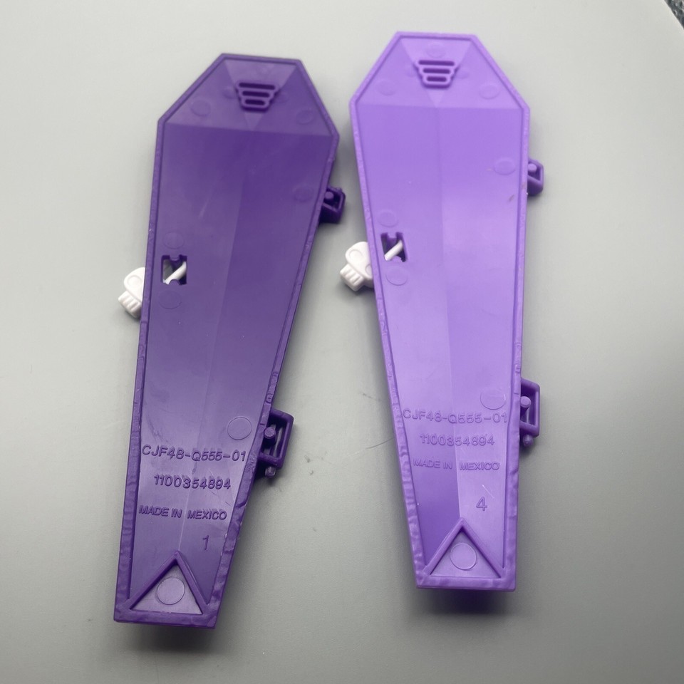 Monster High Deadluxe High School - Coffin Doors With Locker ...