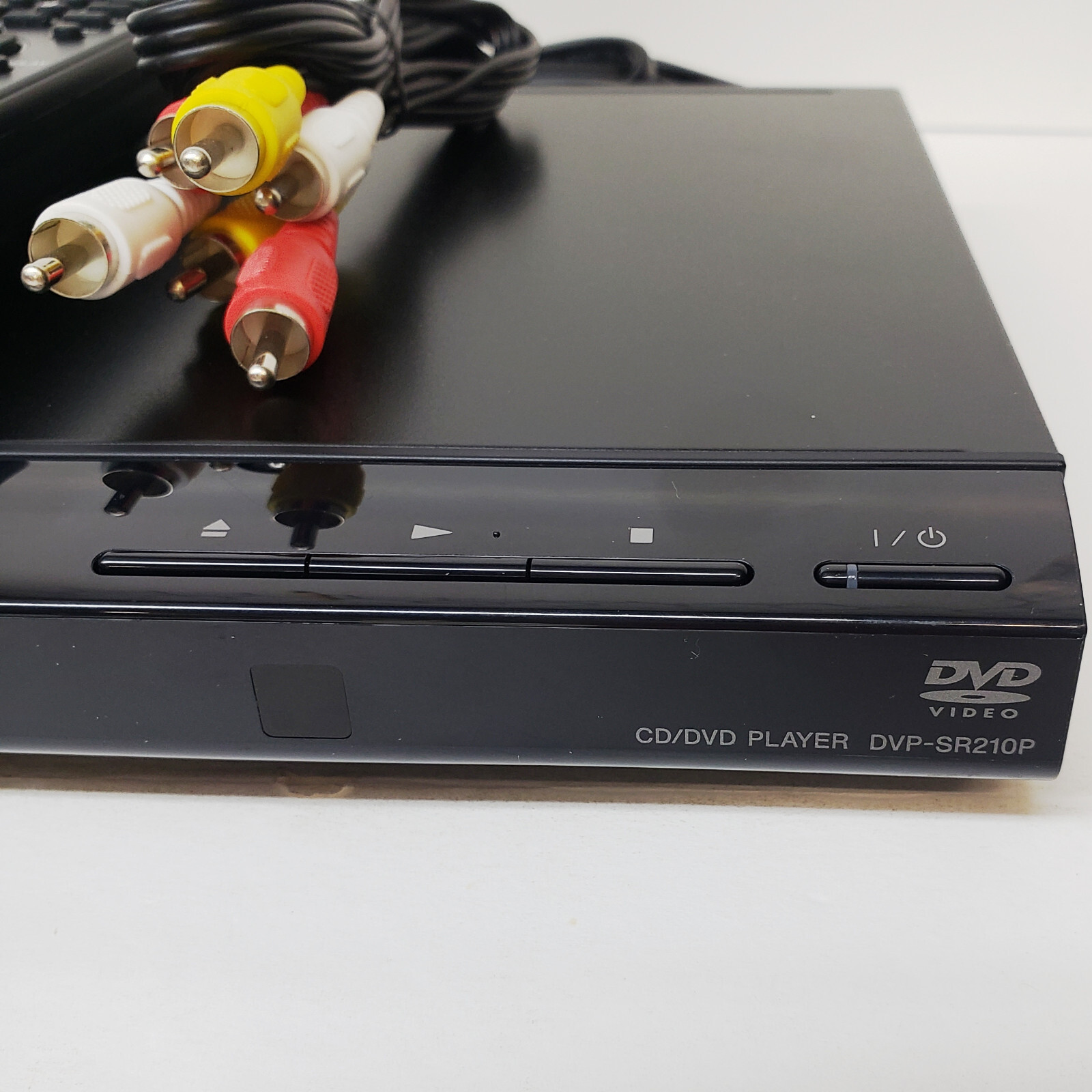 Sony DVD CD Player DVP-SR210P with Progressive Scan - JPEG Viewer - MP3 ...