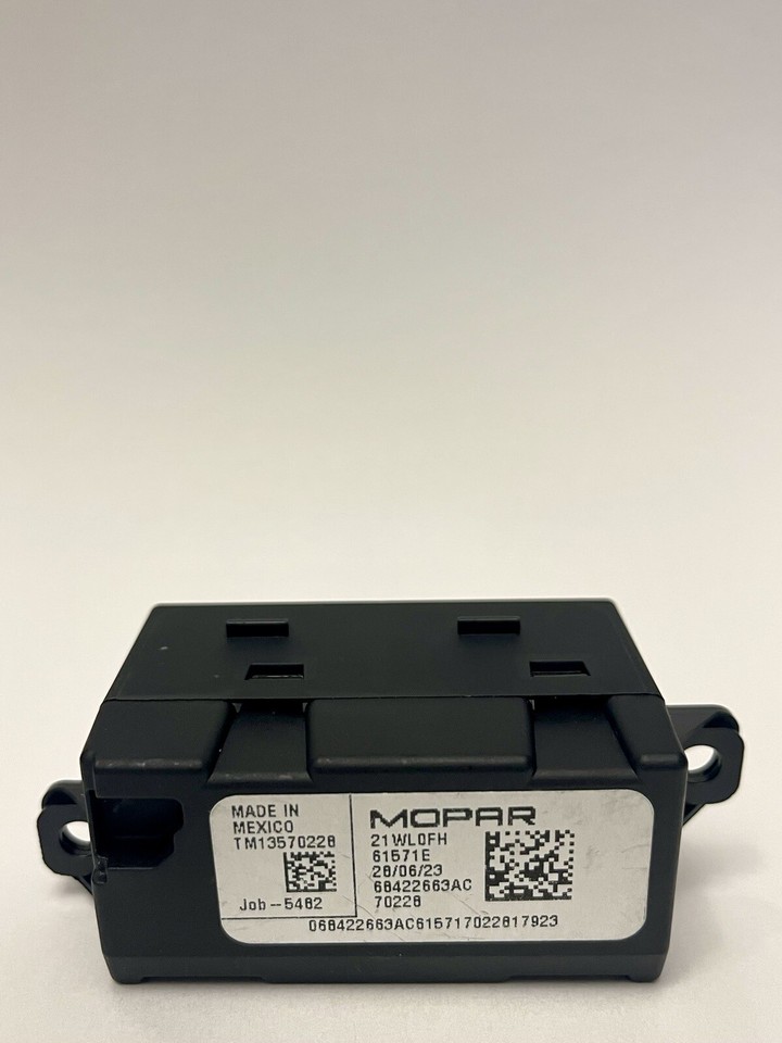 2021-2024 Chrysler Pacifica USB Charging Port #68422663AC | eBay