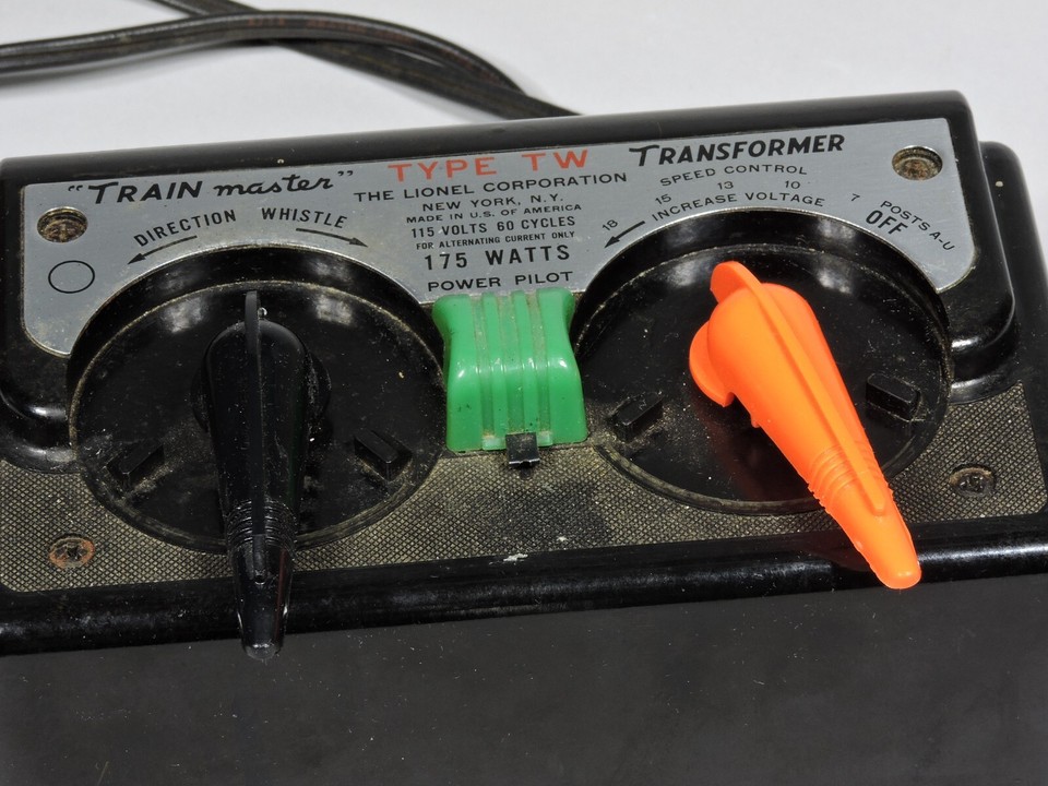 Vintage LIONEL Train Master Model TW Transformer 175 W- Works | eBay