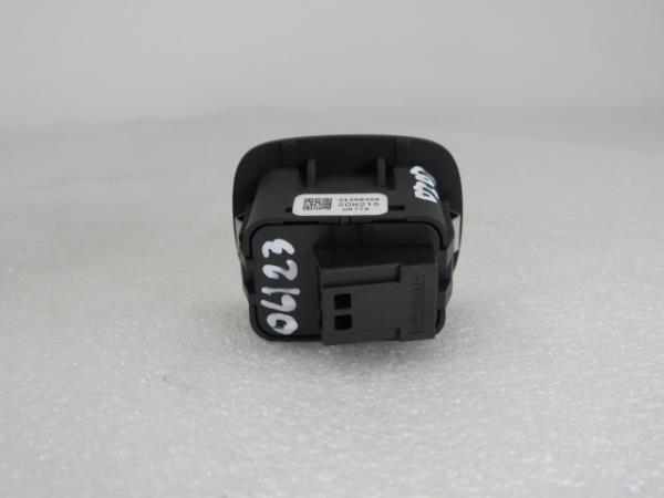 Interrupteur VOLVO XC40 (536) 2.0 D3 2017 31399328 D 4204 T16 227803 | eBay