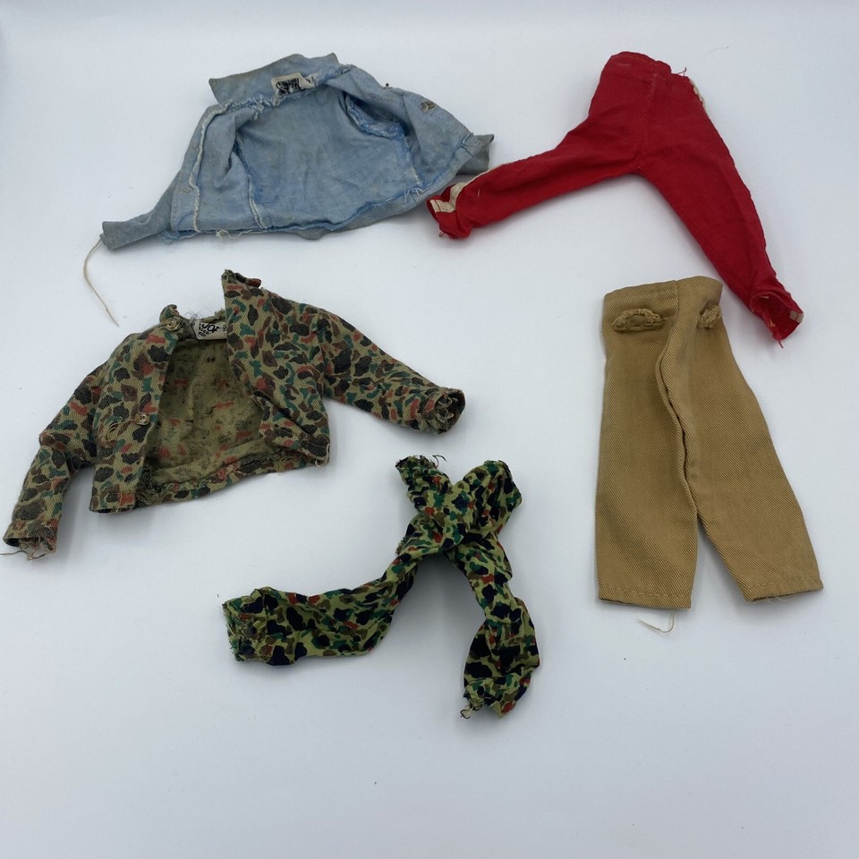 GI Joe 1964 Lot Vtg Flocked Hair Scar Action Figure Clothes Squid Foot ...