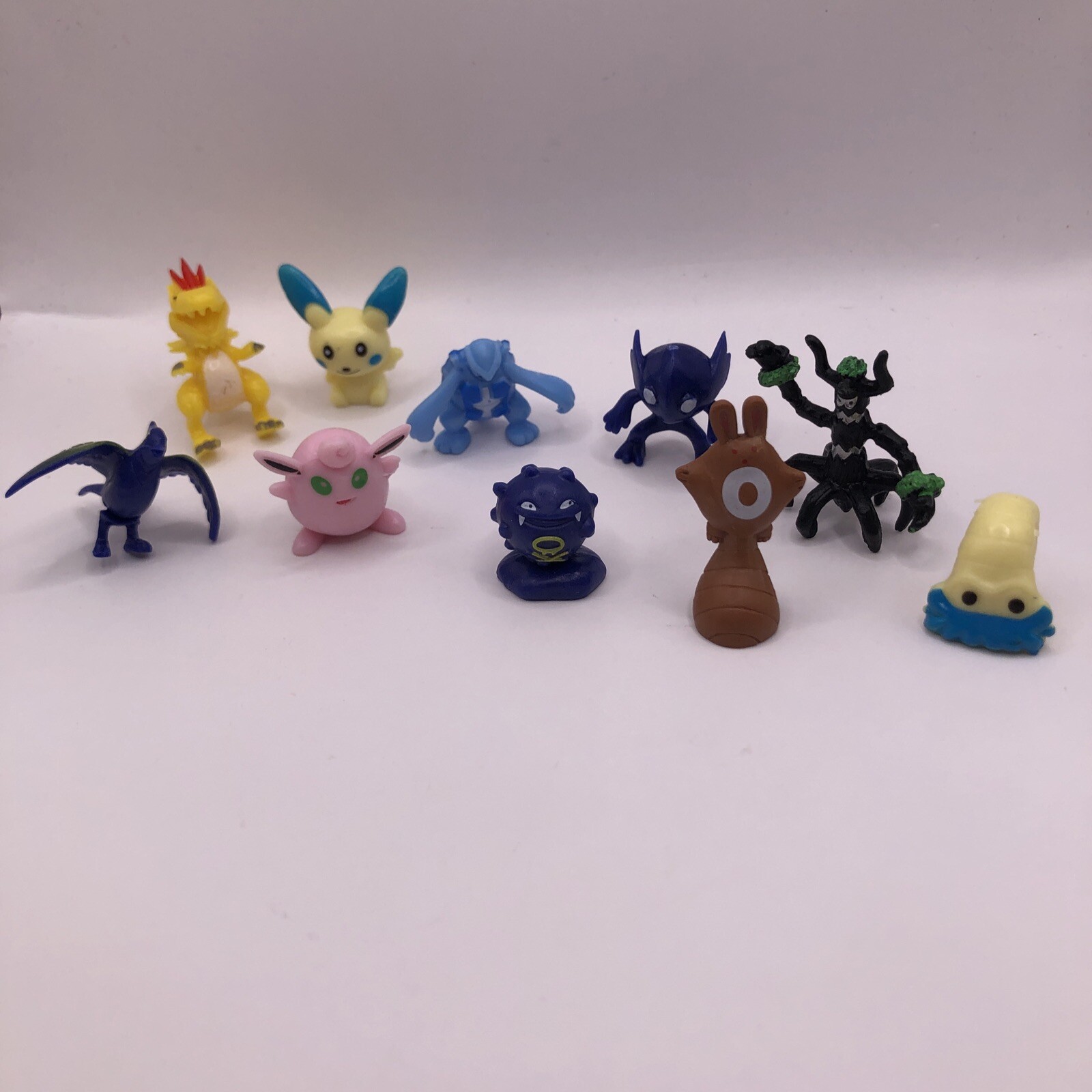 Lot Of 10 Miniature Pokémon Figures | eBay