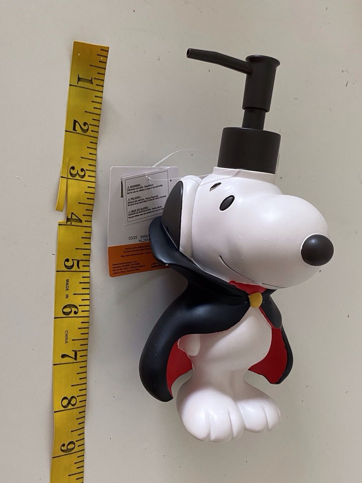 Peanuts Snoopy Halloween Vampire Dracula Costume Resin Soap Lotion ...