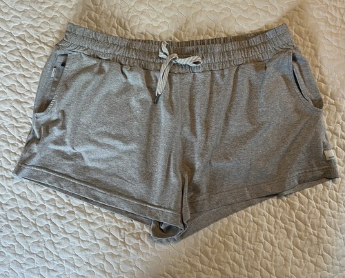 Vuori Halo Performance Short DreamKnit size XL Heather Gray excellent ...