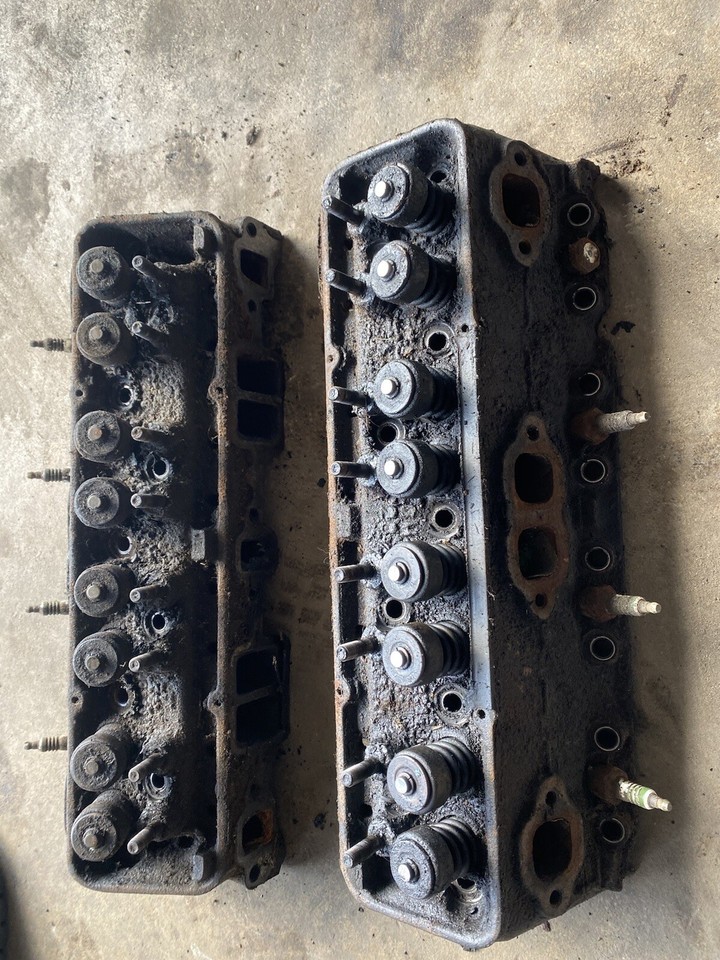 Chevrolet 283 Cylinder Heads M1S29-30 | OE