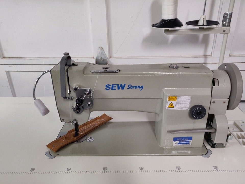 Sew Strong Upholstery Sewing Machine, Stand, Servo Motor & LED Lamp | eBay