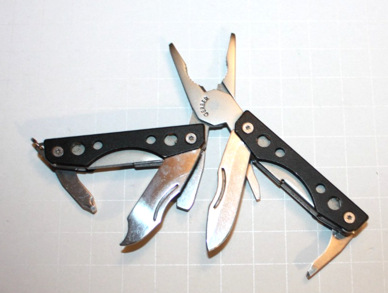 Gerber Clutch Mini Multi Tool With Pliers, Blade, Nail File & More ...