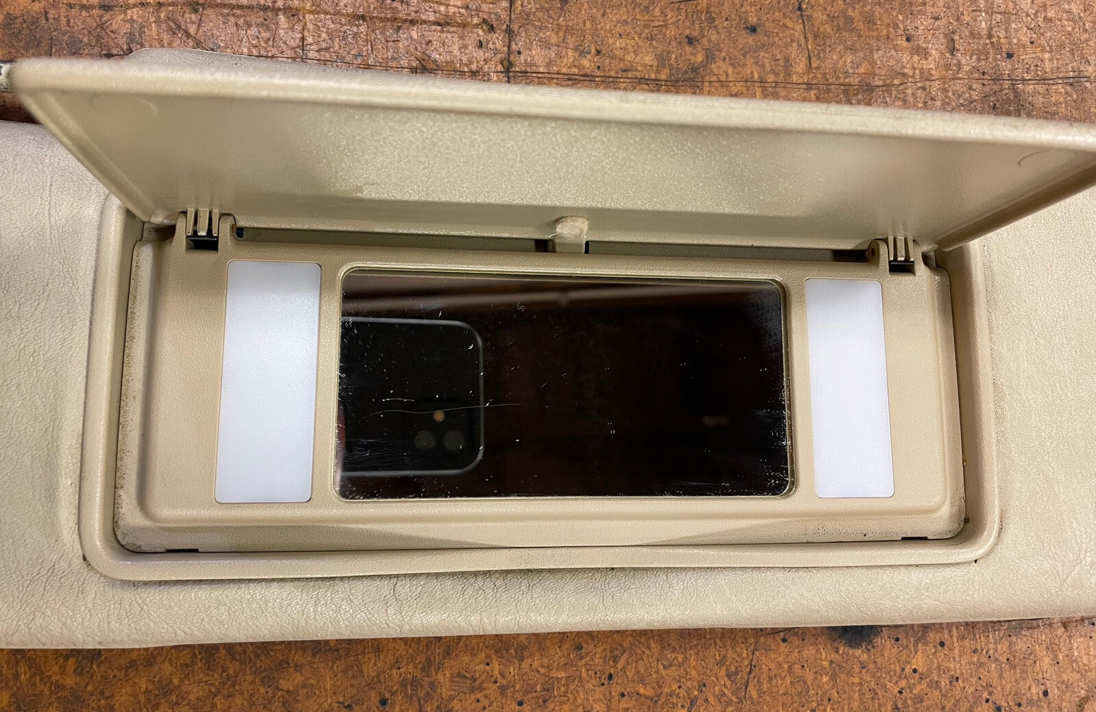 Mercedes 300TE 300E 1986-1995 w124 sun Visor Passenger Right beige ...