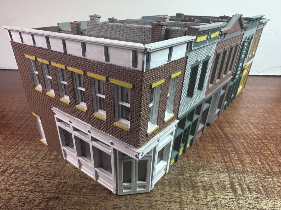 HO Scale Merchants Row Building Complex Built As Shown 11" x 5" | eBay