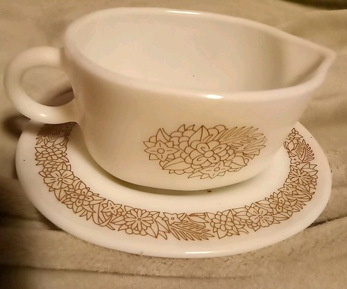 Vintage PYREX Woodland Brown - Gravy Boat 77-B and Under Plate 77-U | eBay