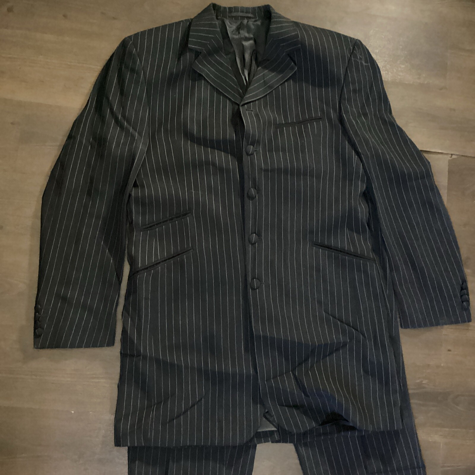 Guy Laurent Men’s Suit Black Striped Suit Size 52 Top… - Gem