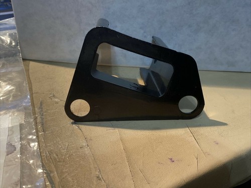 2014-2018 Jeep Cherokee Radiator Closure Bracket, Right 68227520AA ...