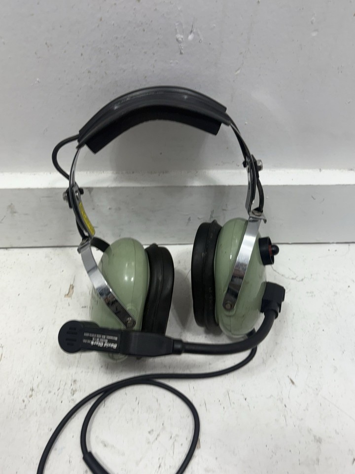 David Clark Aviation Headset W/ Boom Mic M-1A P/N 40267g-01 | eBay