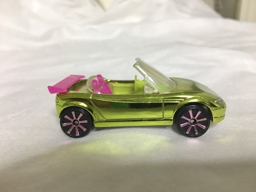 Mattel Polly Pocket Wheels Race to the Mall Cars Yellow Pink L4357 ...