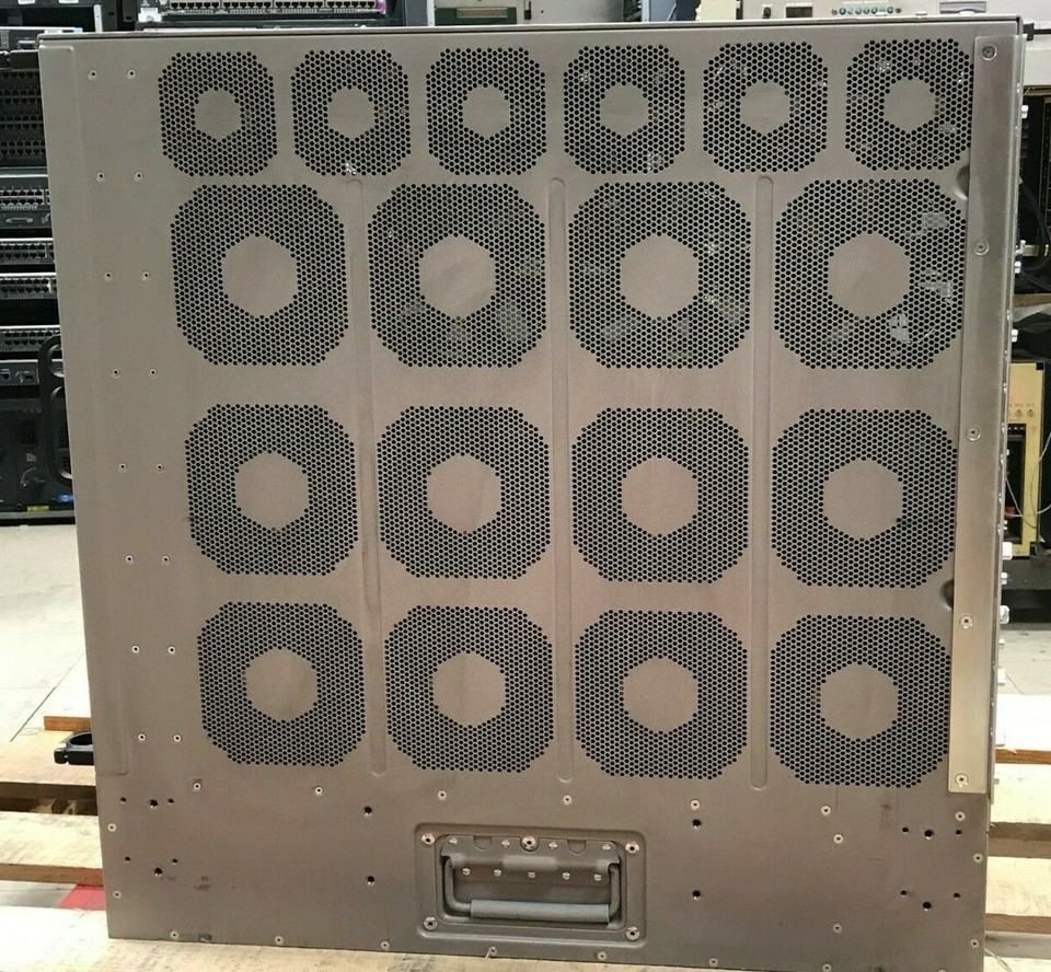 N7K-C7009 9 SLOT CHASSIS, w Fan and two 7.5K power supplies | eBay