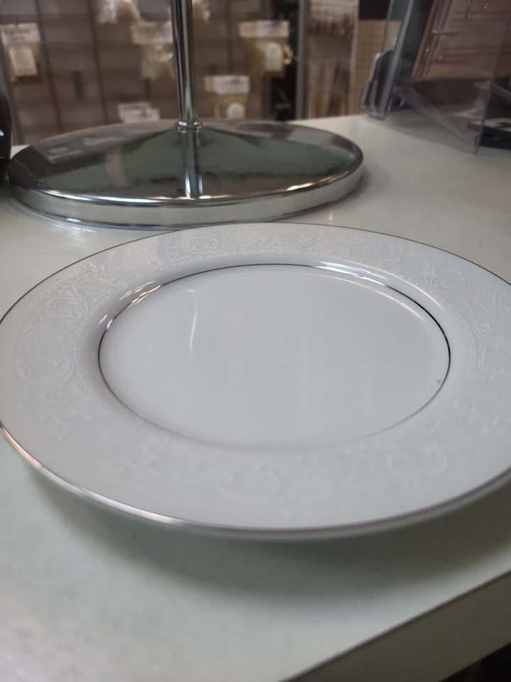 Translucent Fine China Salem China Co Lace Bouquet 6 1/4 bread plate | eBay