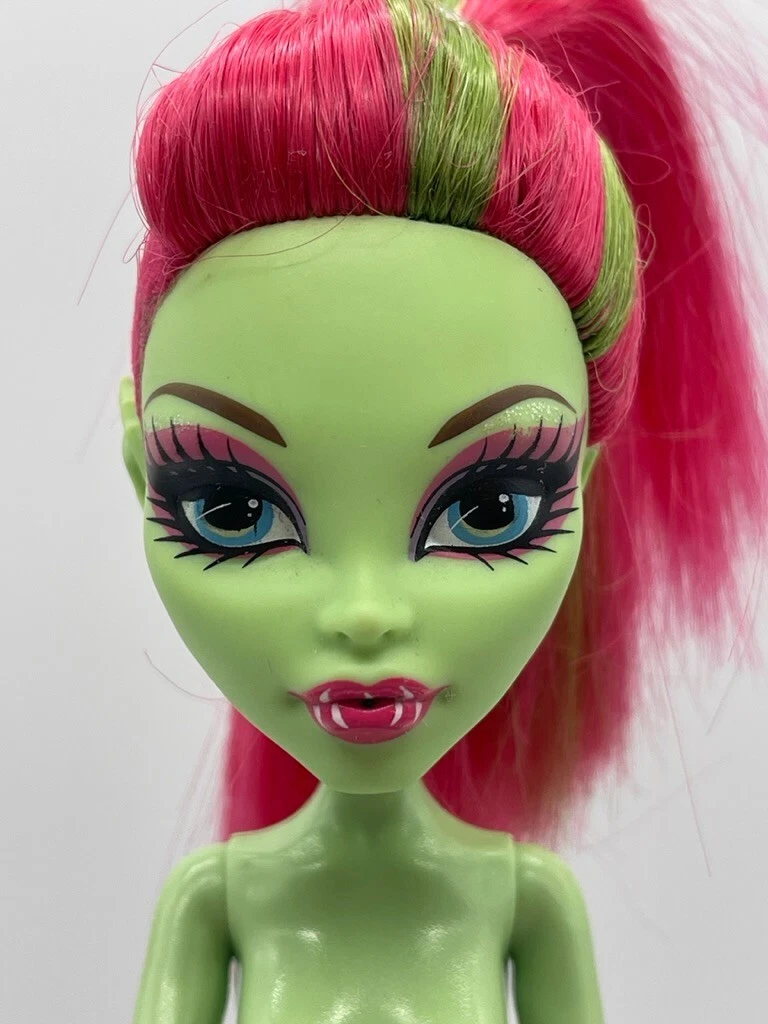 Venus Mcflytrap Ghouls Night Out