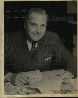 1943 Press Photo Karl A. Borntrager, New York Central Railroad ...