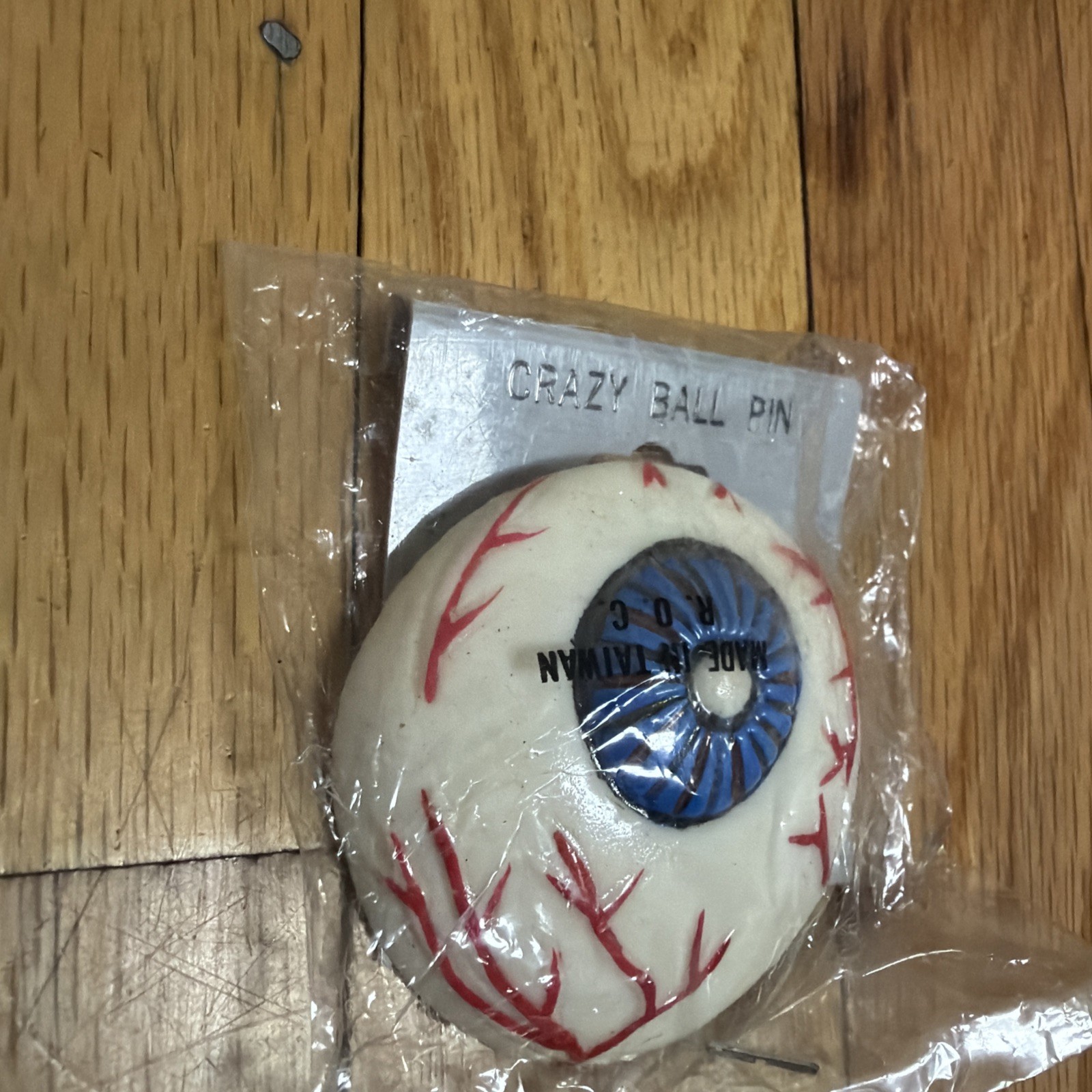 Vtg 1985 Madballs Oculus Orbus Eyeball Crazy Ball Pin Button Series 1 ...