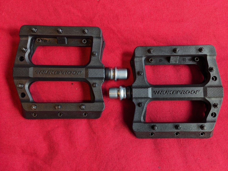 Nukeproof Neutron EVO MTB Flat Pedals Black Lightweight Enduro Trail DH ...