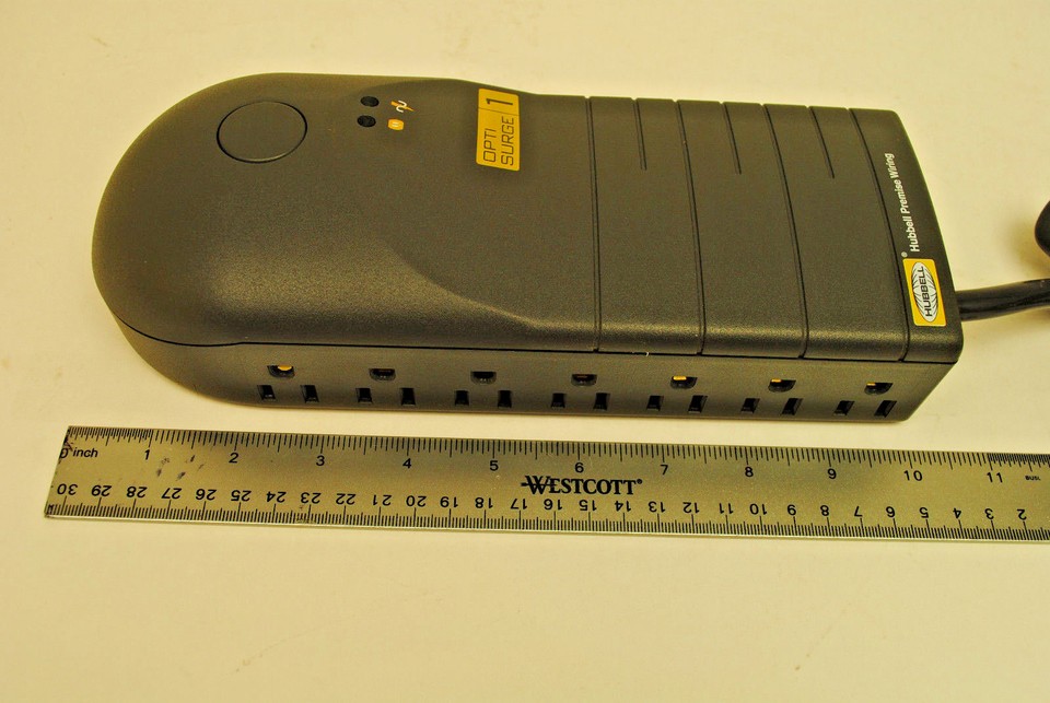 Hubbell PSP1 Surge Protector 7-Outlet Power Strip 6-Ft Cord 120V 15A ...