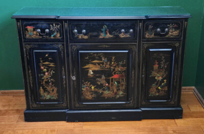 1800-1899 - Antique Japan Sideboard
