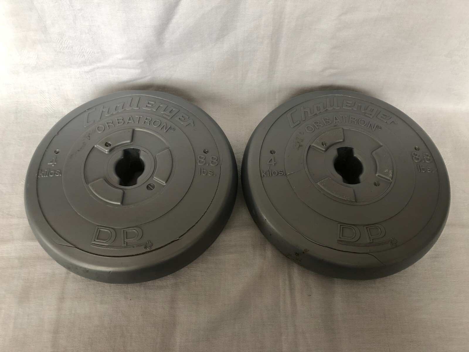 Set of 2 Challenger Orbatron DP 8.8 lbs/4.0 kgs Plastic/Cement Weight ...