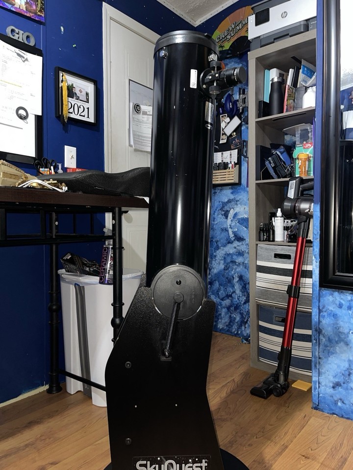 Orion SkyQuest XT 6 Dobsonian Reflector Telescope With a Red Dot Mount ...