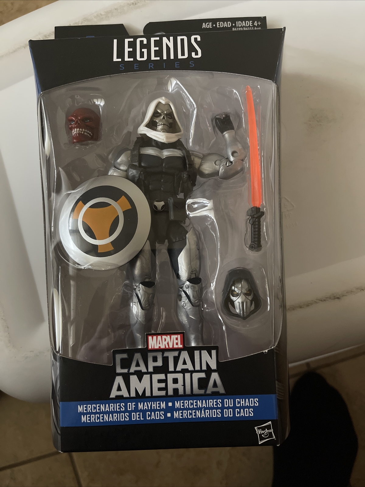Taskmaster Captain America Marvel Legends Series Figure 7 Red Skull BAF ...